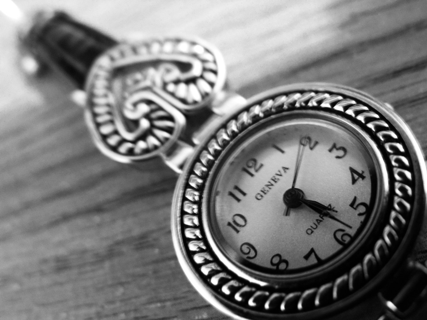 Photography of Clocks by Eric Christenson at Coroflot.com