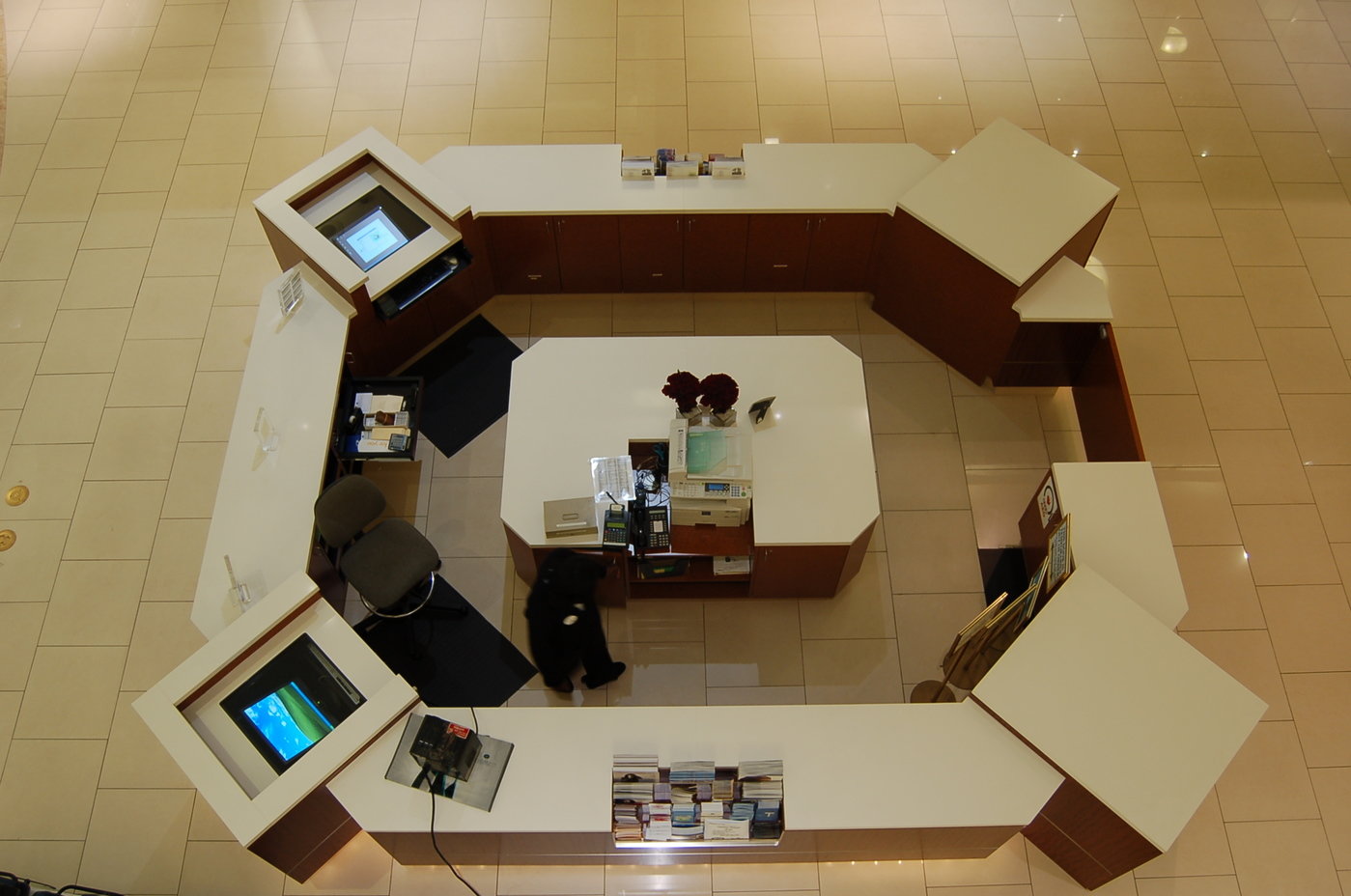 Kiosk Design by Jennifer M Dent at Coroflot.com