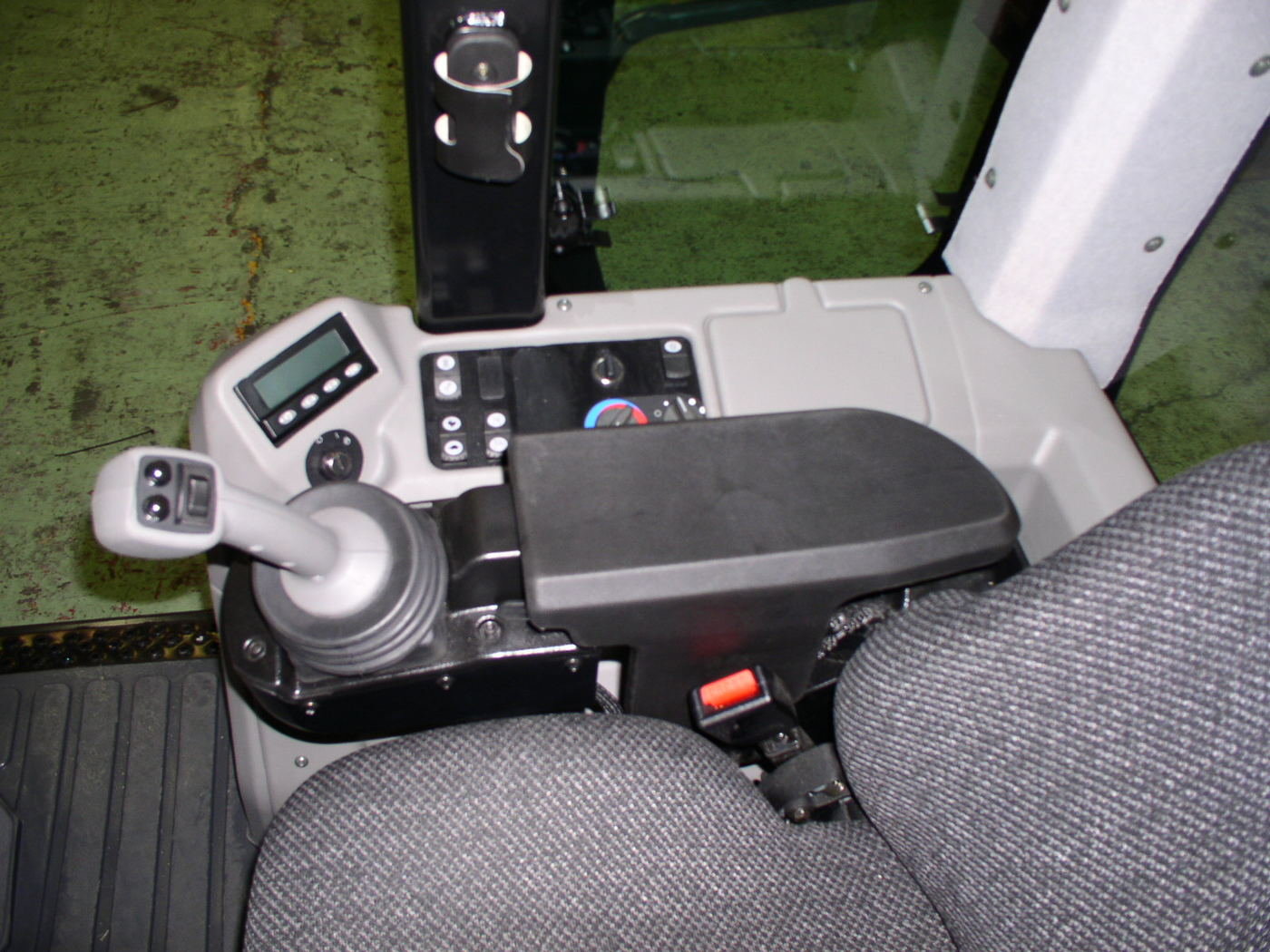 Caterpillar production work by Rob Anderson at Coroflot.com