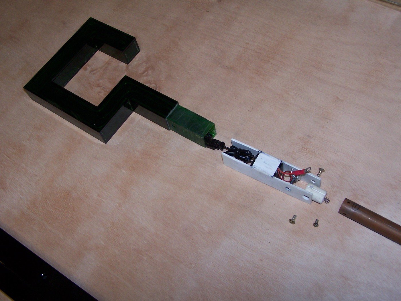 Riddler Cane/Staff by Kevin Gebhardt at Coroflot.com