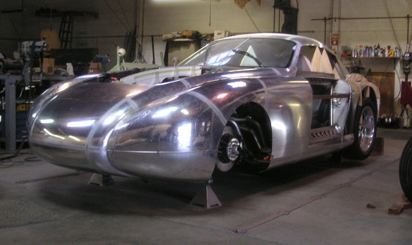 2016 / 2017 All aluminum body vintage flavor sports car by Alberto ...