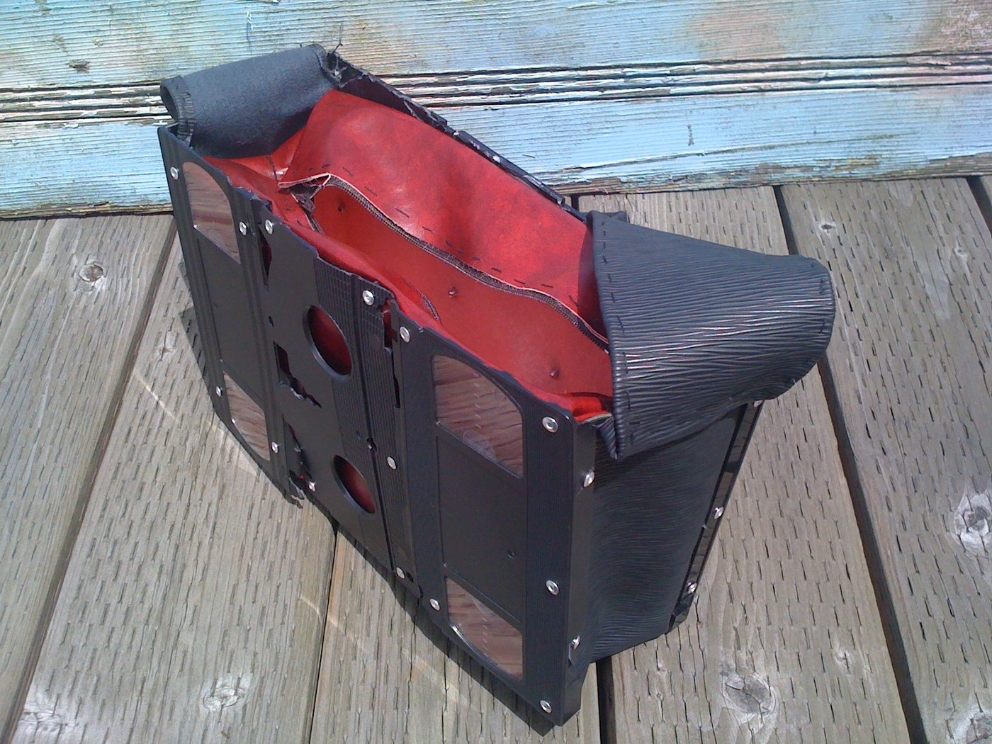 VHS Purse by Chelsea Michaels at Coroflot.com