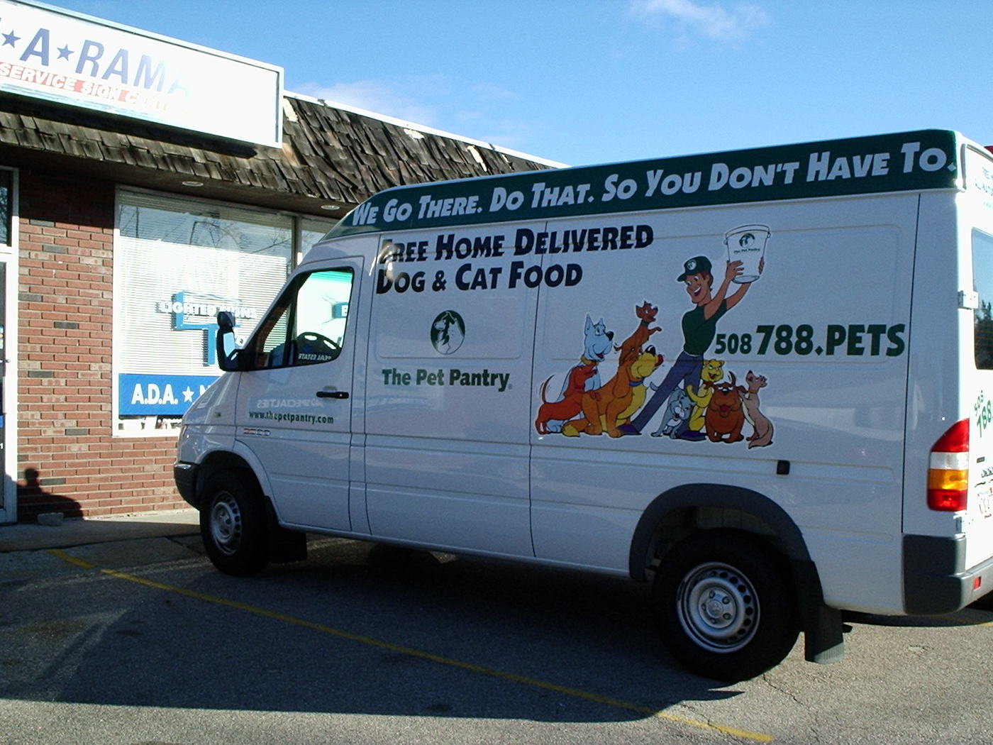 Pet Pantry Vehicle Lettering by Max Lavelle at Coroflot.com