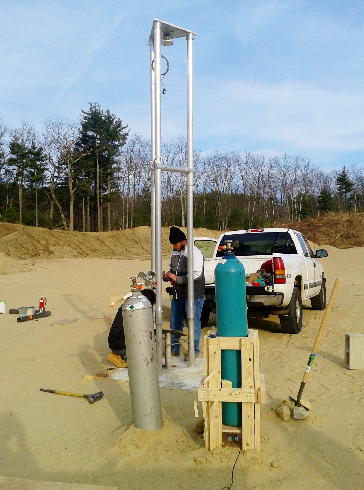 Load Cell Stand for a K-size Nitrous Oxide Tank by Ethan Higgins at ...