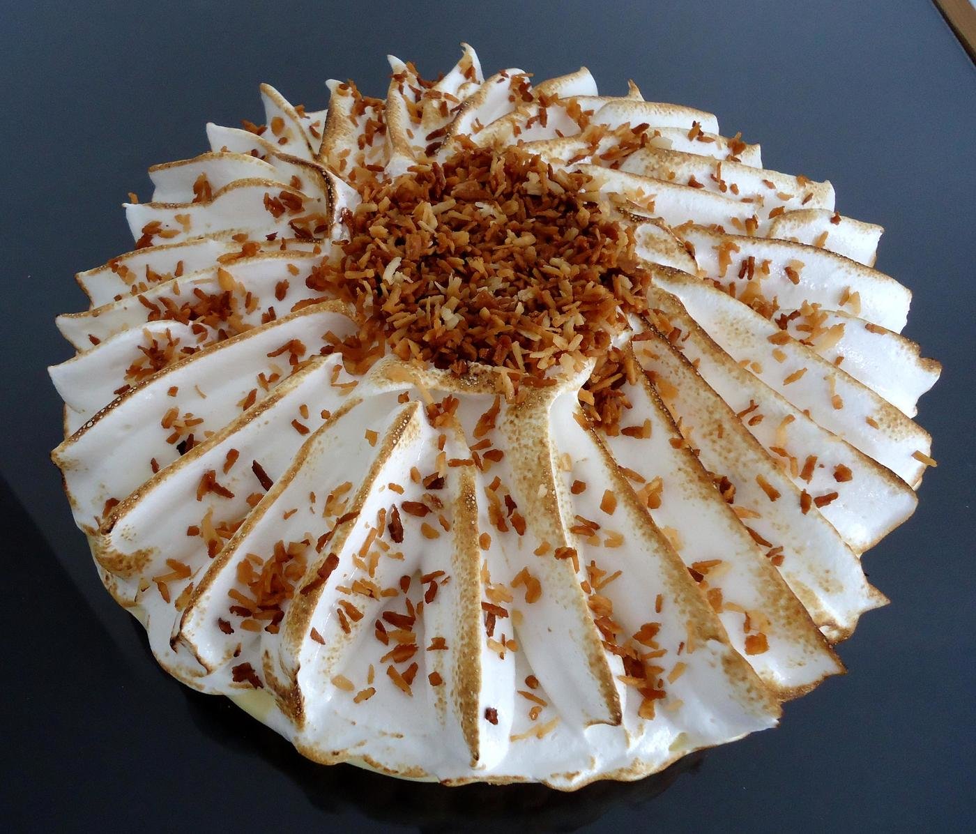 Grands gâteaux et entremets by Michèle Faubert at Coroflot.com