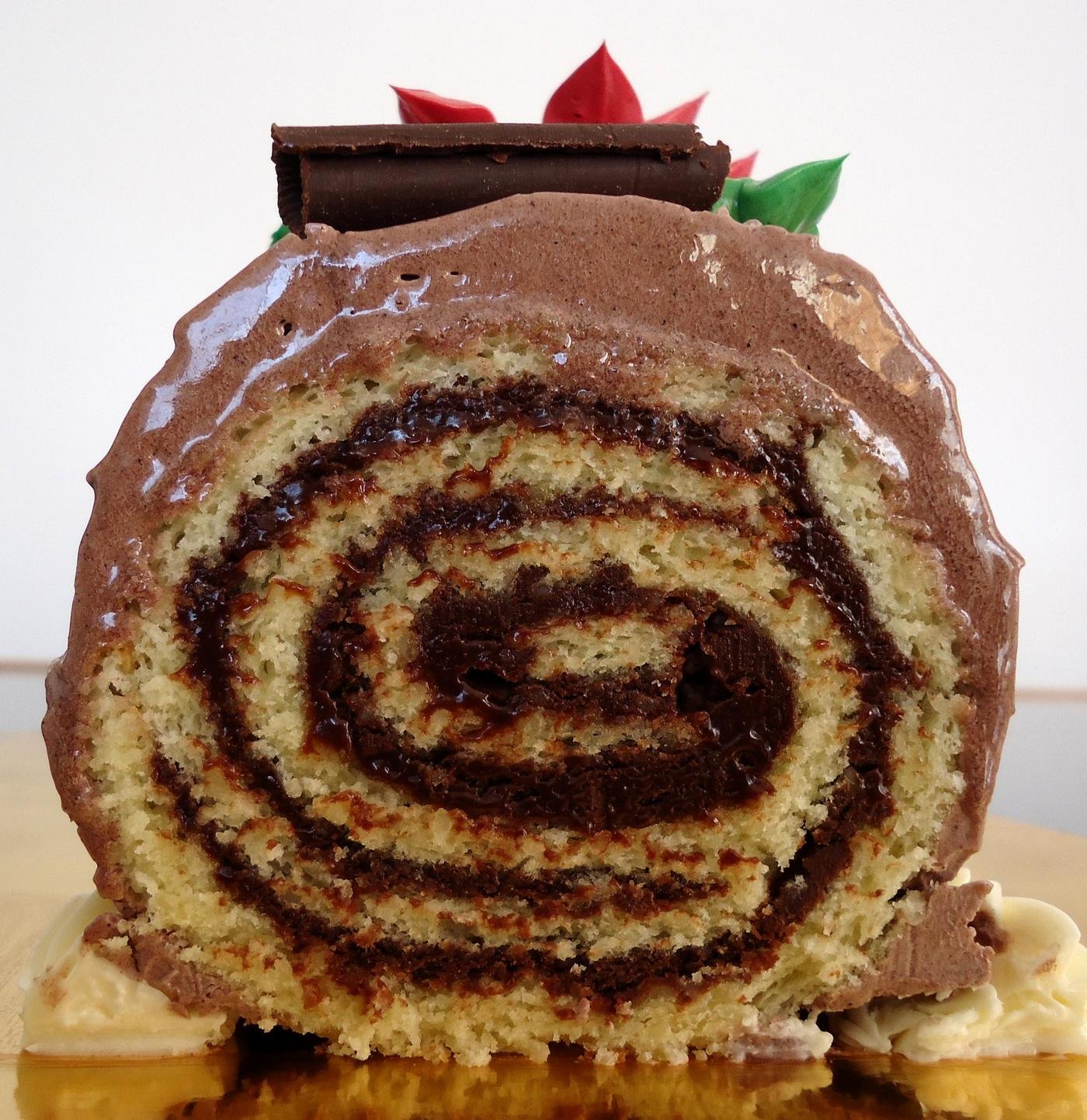 Grands gâteaux et entremets by Michèle Faubert at Coroflot.com