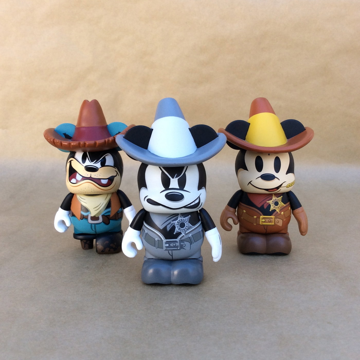 Vinylmation Designs for Disney Parks and Disney Stores by Enrique Pita ...