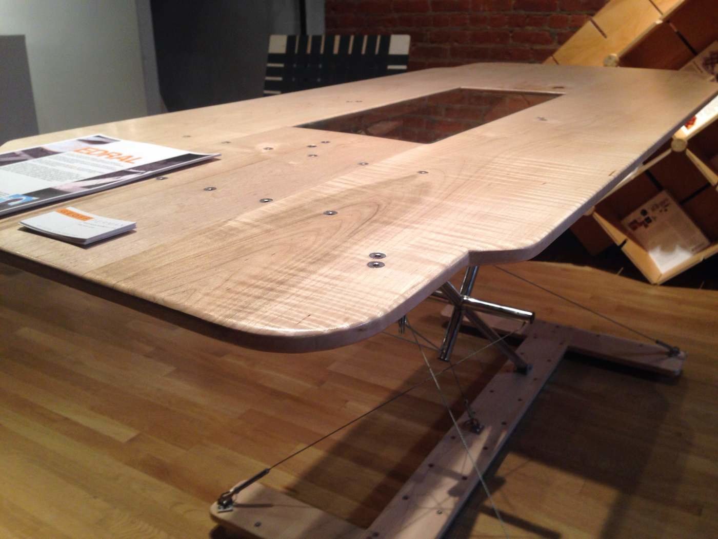 Tensegrity table by Geoffrey Perman at Coroflot.com