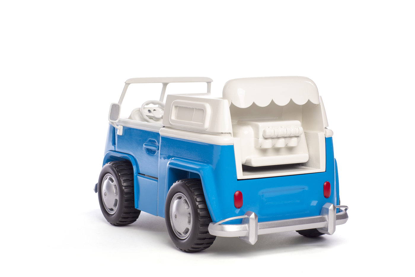 Dynacraft BSC - 12 Volt Powered Ride On by W. T. Warmoth at Coroflot.com