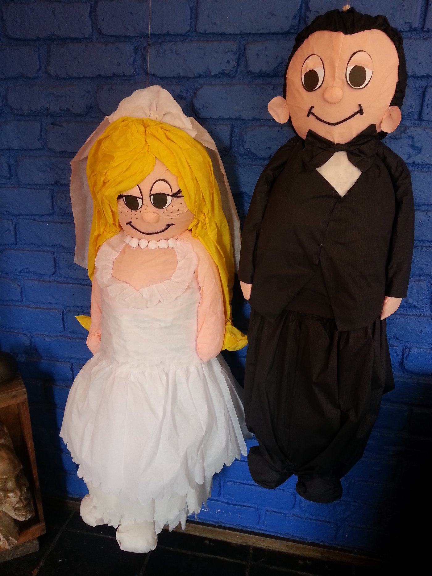 Kids Like Us Pinatas: Celebrations and Occasions by Cassandra Purshouse ...