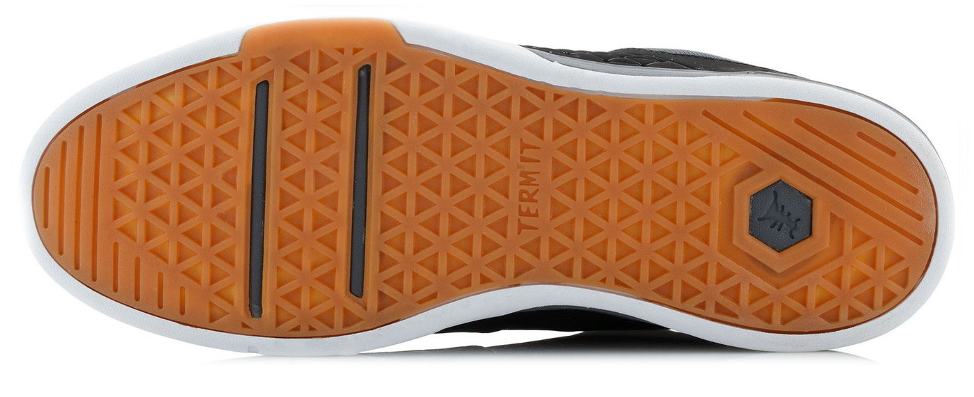 "Termit Throne" - skateboarding shoes by Ilyas Darakchiev at Coroflot.com