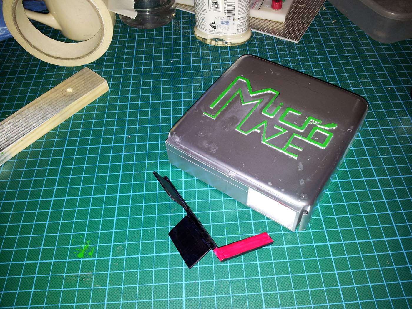 Micro Maze Mousetrap by JR Ryan at Coroflot.com