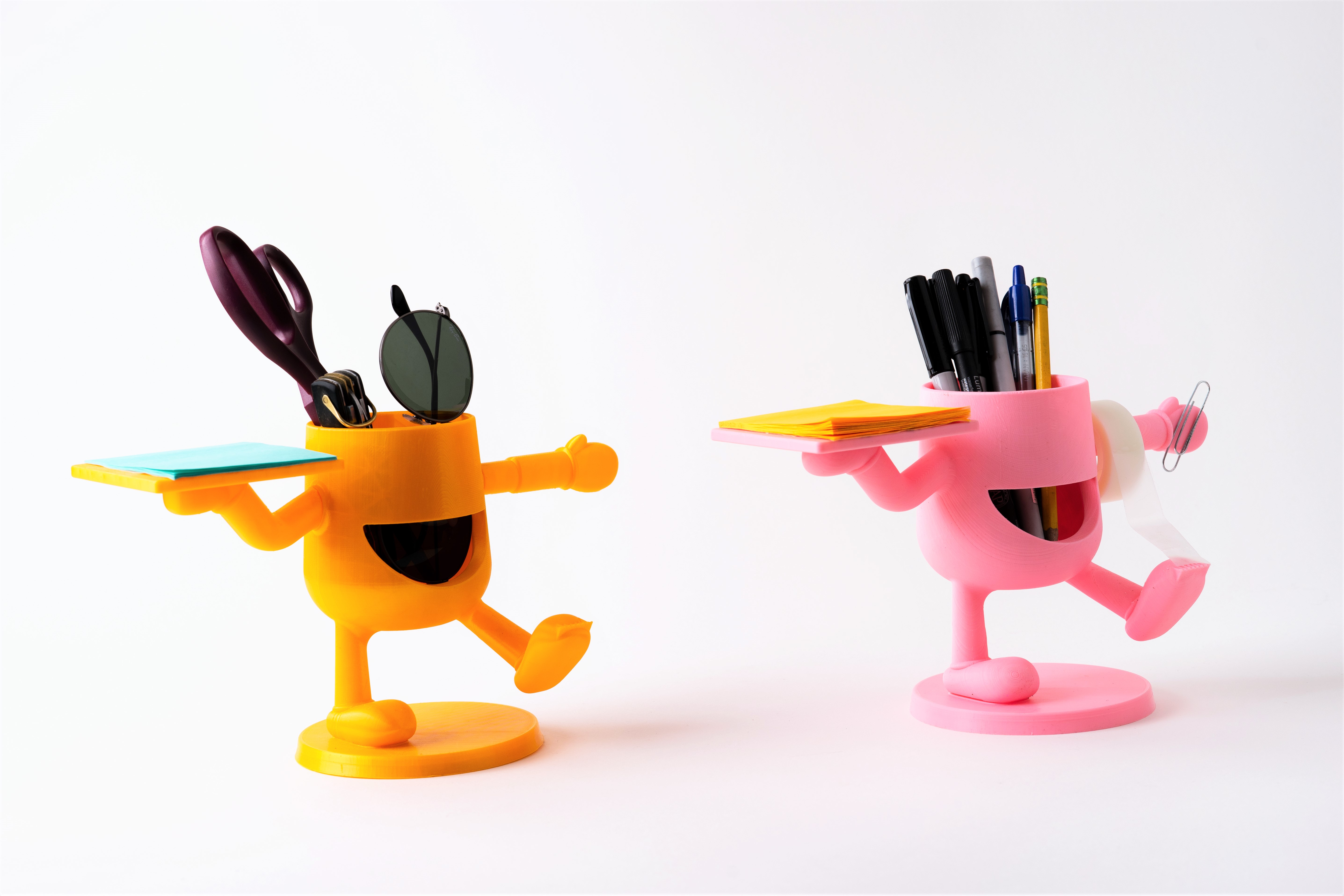 Desk Buddy by Evan Landau at Coroflot.com