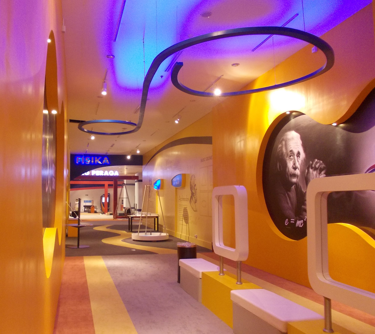 Science Center_Trans Studio Bandung by luky pambudi at Coroflot.com