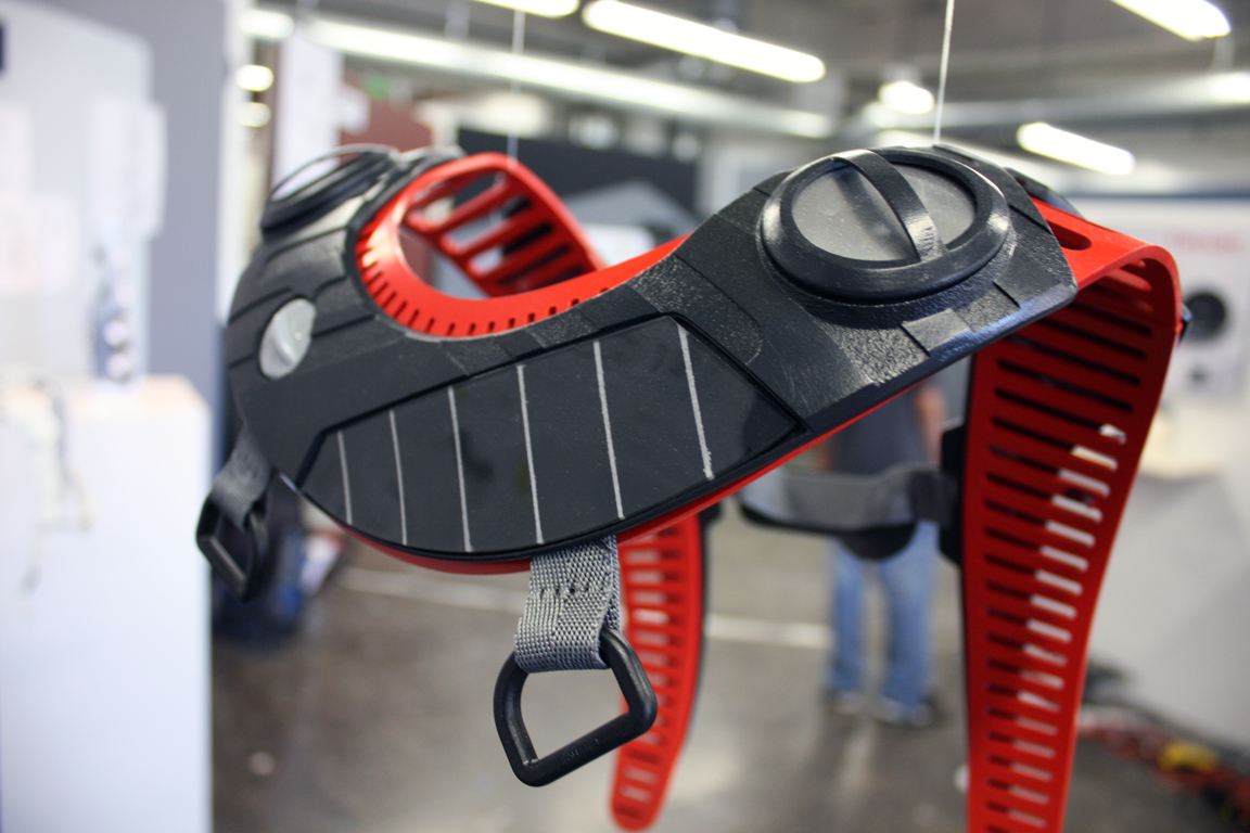 Uplink audio strap system by Adam Hammerman at Coroflot.com