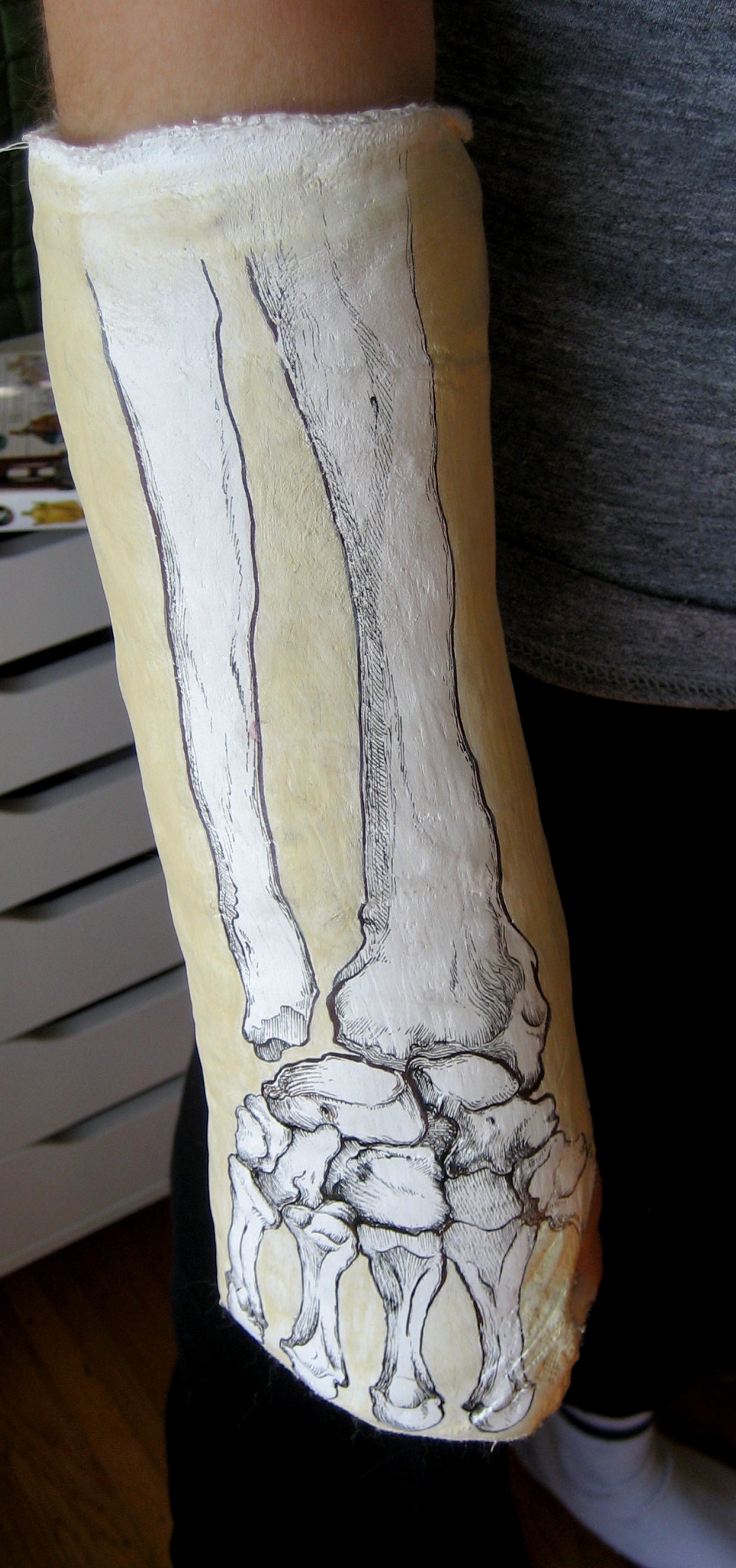 Bone Cast by Heather Tompkins at Coroflot.com