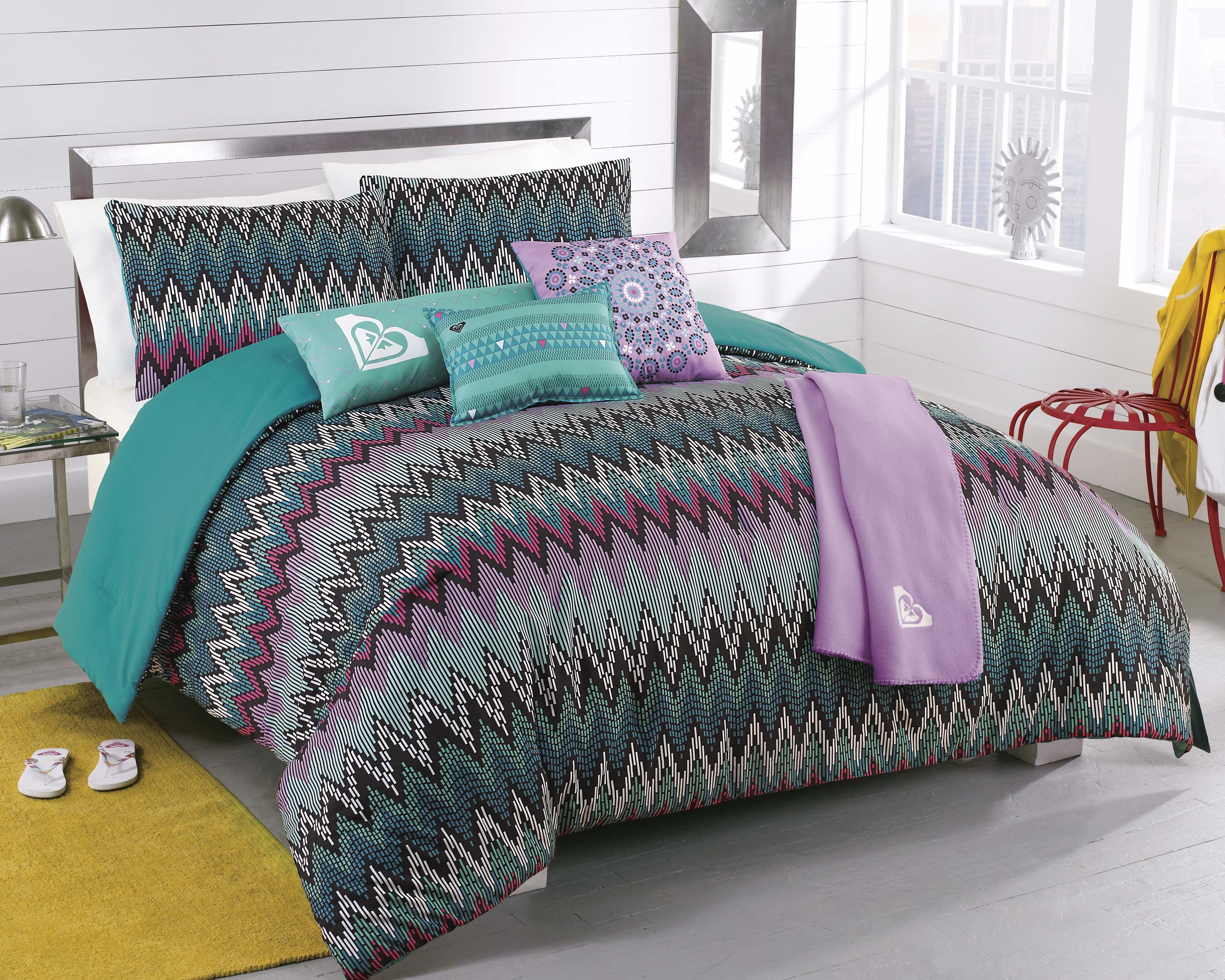 Roxy bedding by Tracy Garay at Coroflot.com