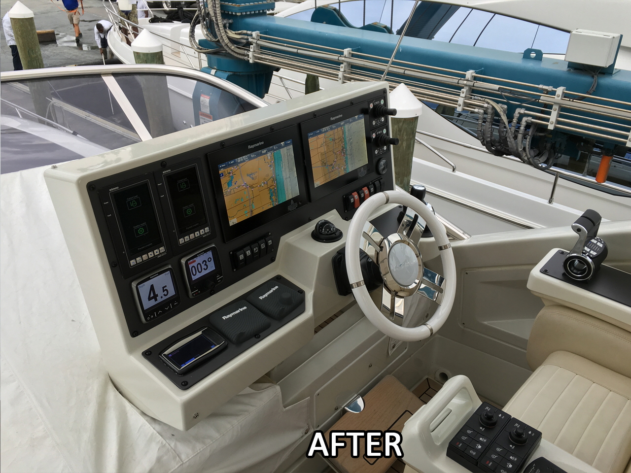 72' Azimut Flybridge Helm Design by William Coxon at Coroflot.com