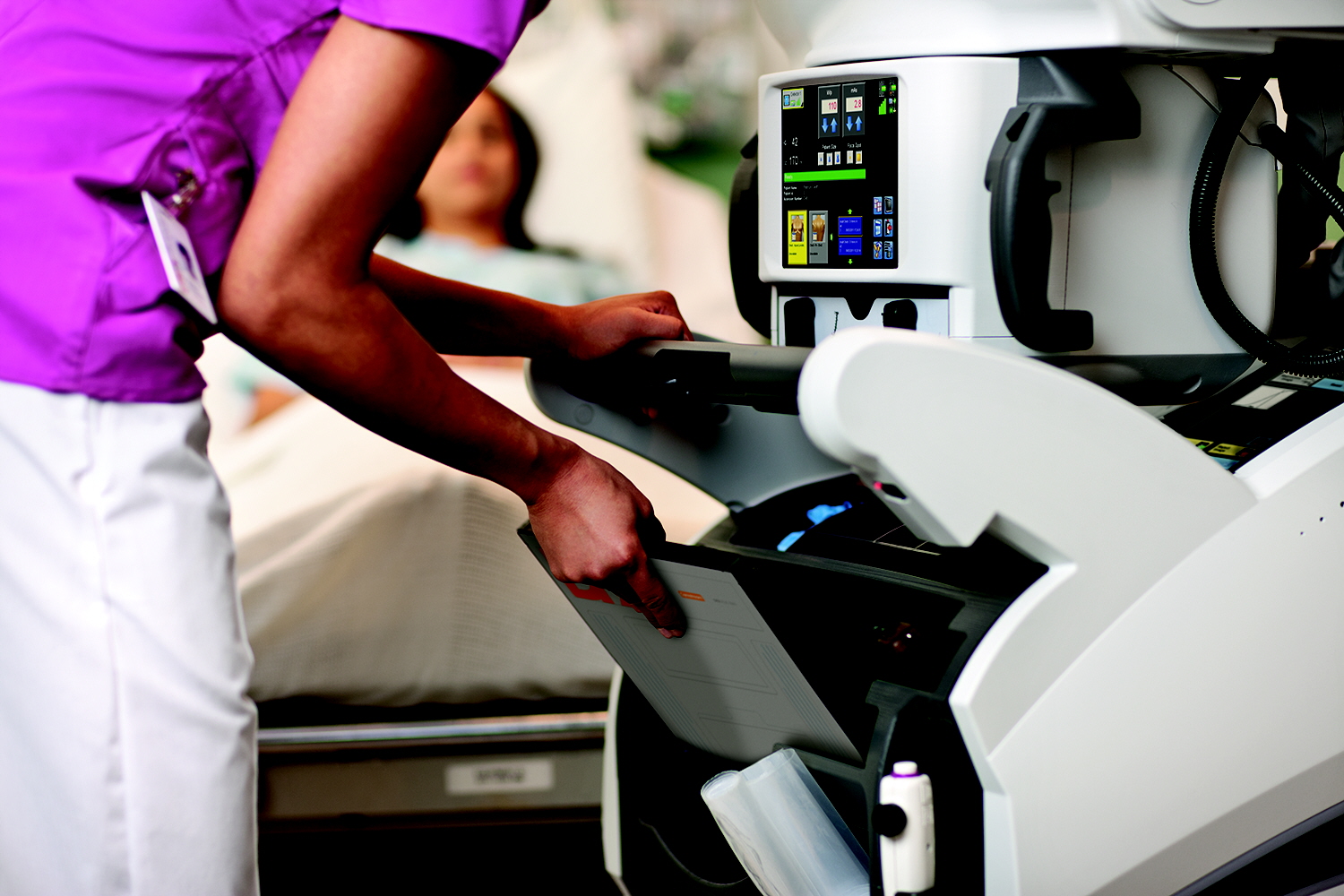 Carestream Mobile X-Ray Cart by Craig Hofmann at Coroflot.com