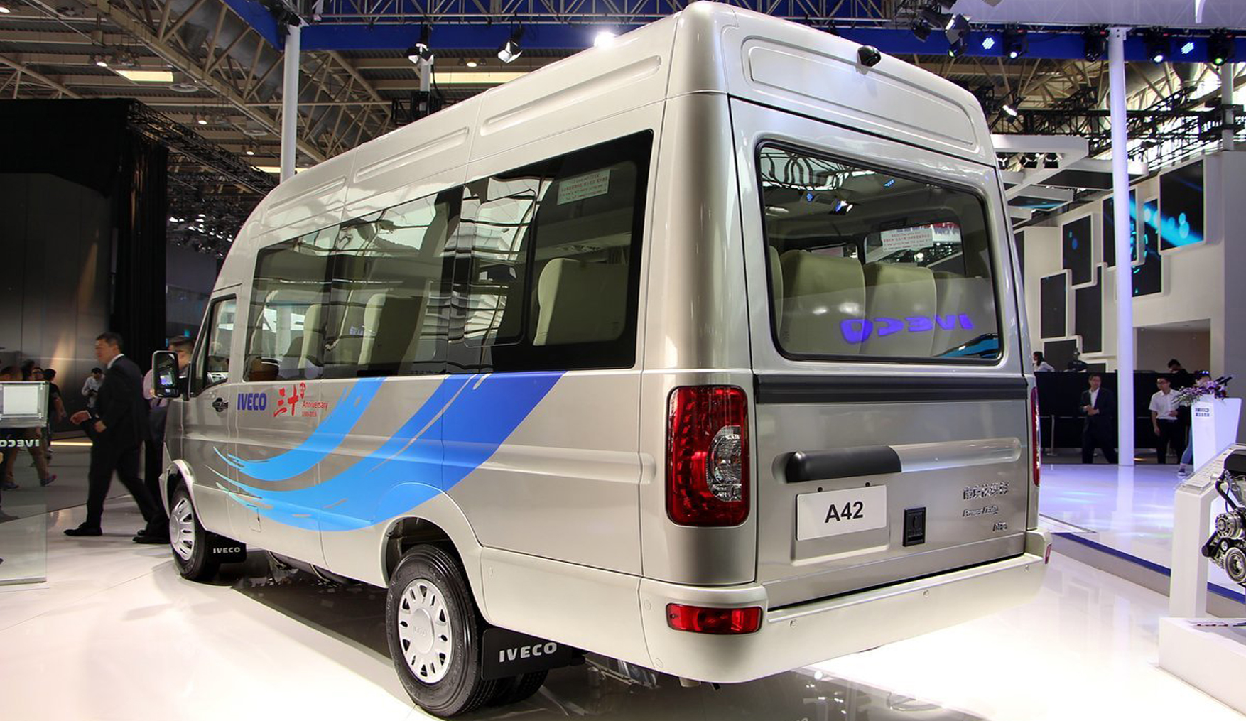 Iveco Power Daily by Alexander Kotlyarevsky at Coroflot.com