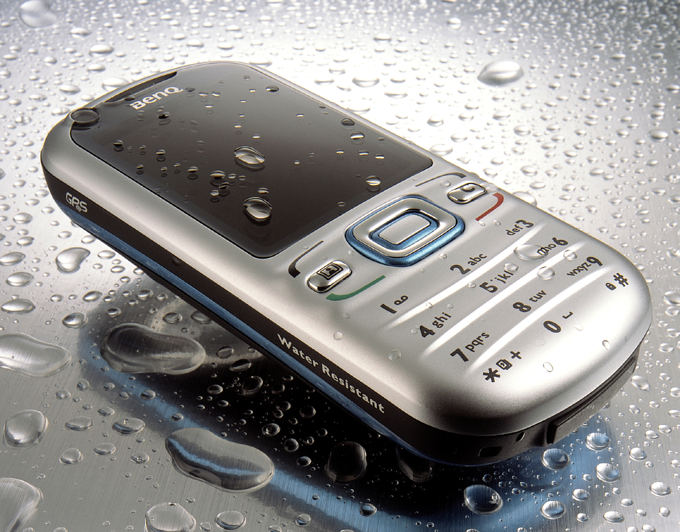 Widescreen Smartphone in 2009 by Will Wu at Coroflot.com