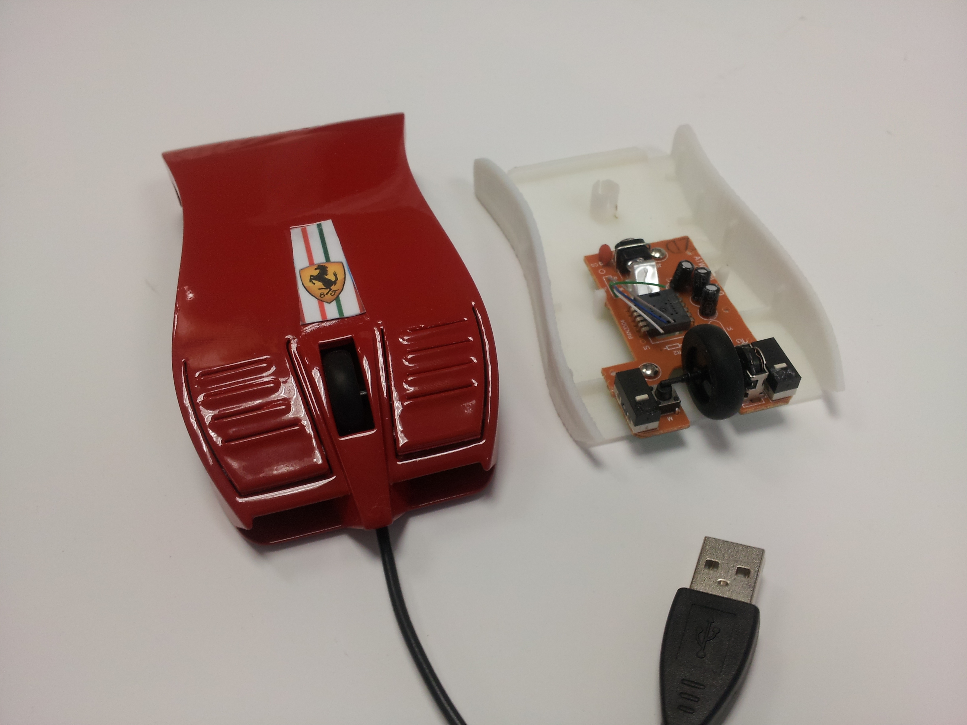 3D Printed and designed computer mouse by Samuel Marston at Coroflot.com