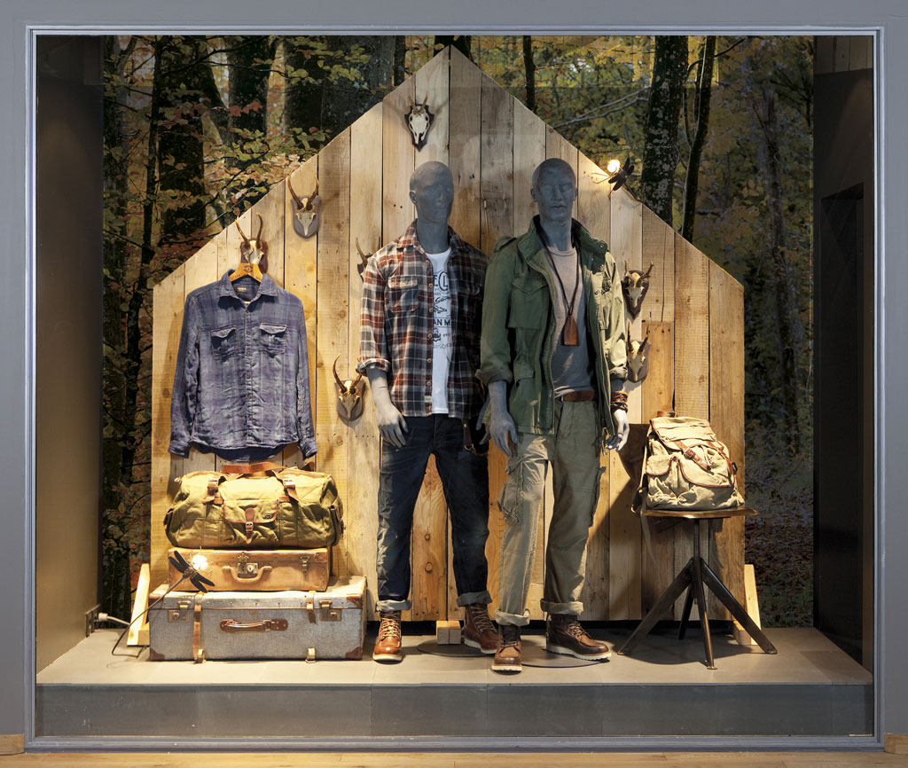 Retail Design by Jelly Keung at Coroflot.com