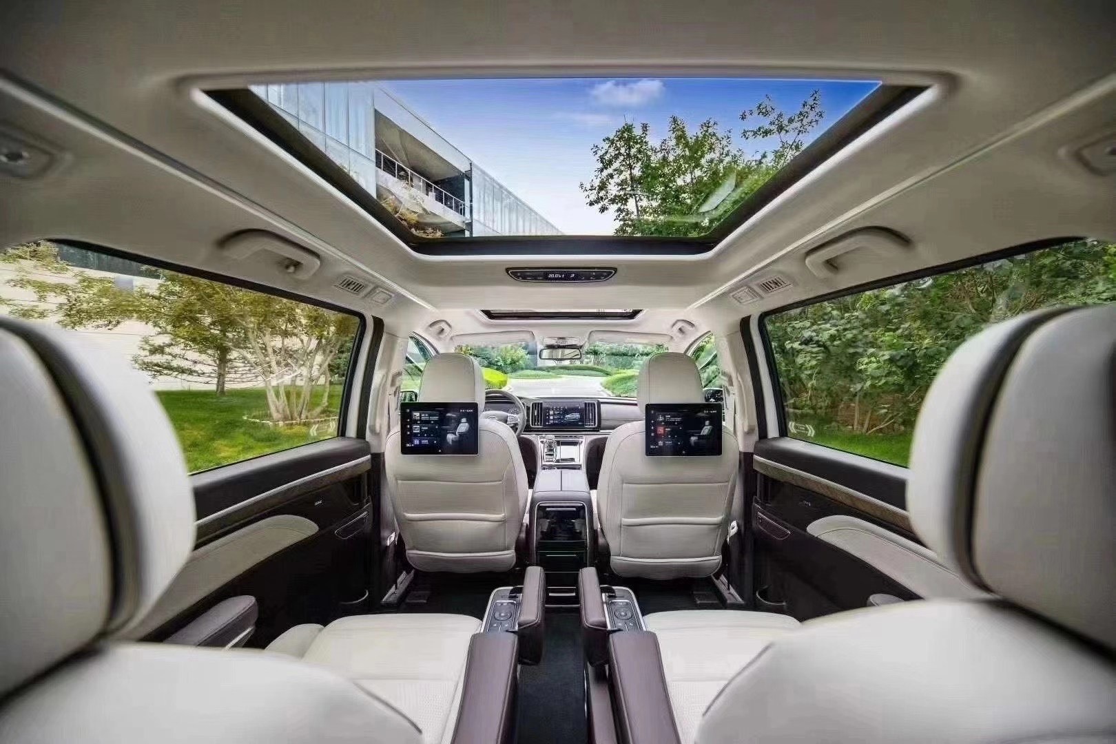 2020_interior CMF design for M8@GAC Motor by Silvia Francesca Notaro at ...