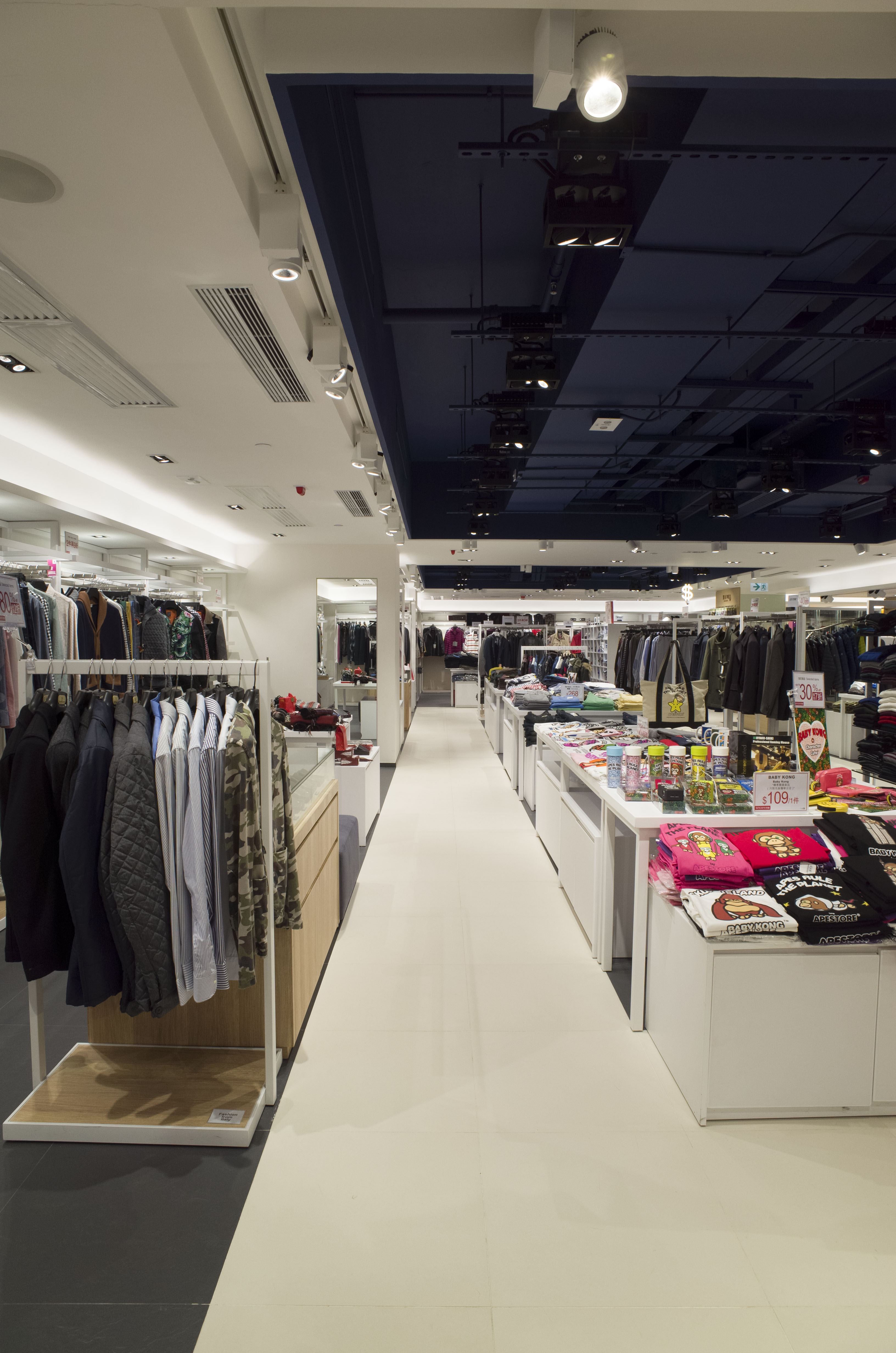 The Sincere Company Ltd@ Mong Kok King Wah Store by Yuen Ling Man at ...