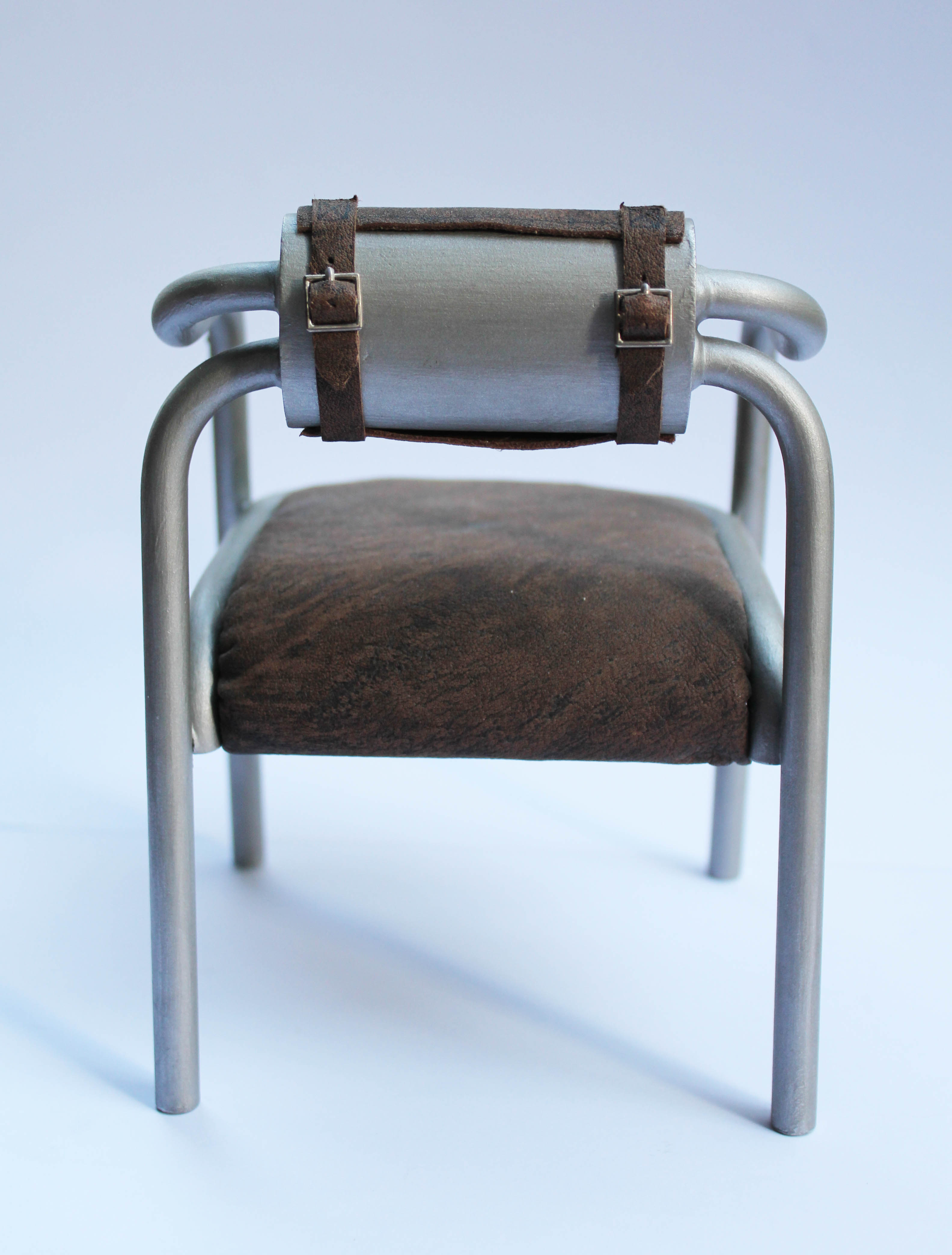 1:5 scale chair model by Brian Tompkins at Coroflot.com