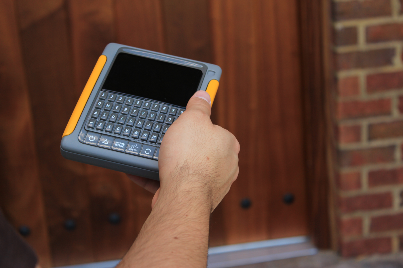 UPS DIAD - Delivery Information Acquisition Device by Jonathan Grossman ...