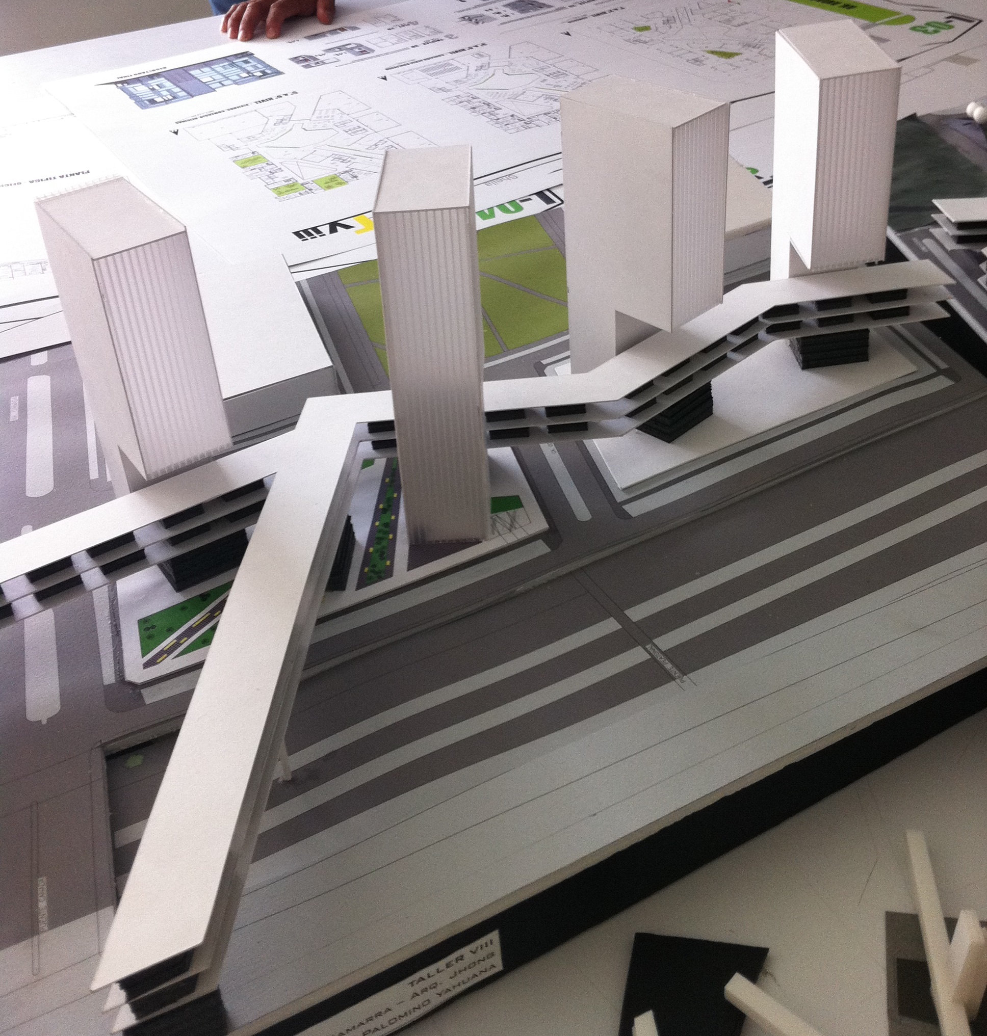 Hybrid Building / Edificio Hibrido by Henry Palomino at Coroflot.com