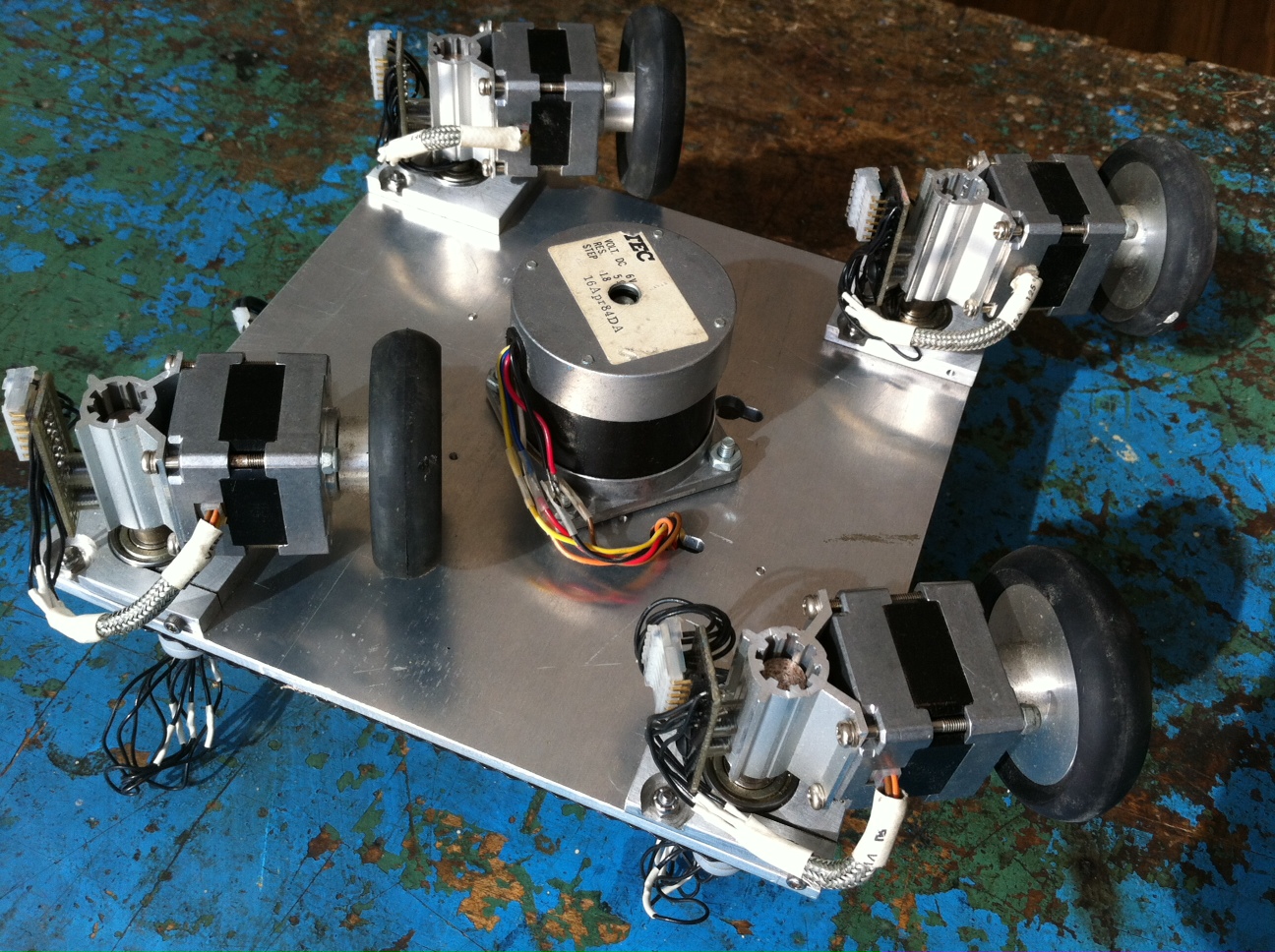 Investigation - Holonomic robotic platform by Adam Bellavance at ...