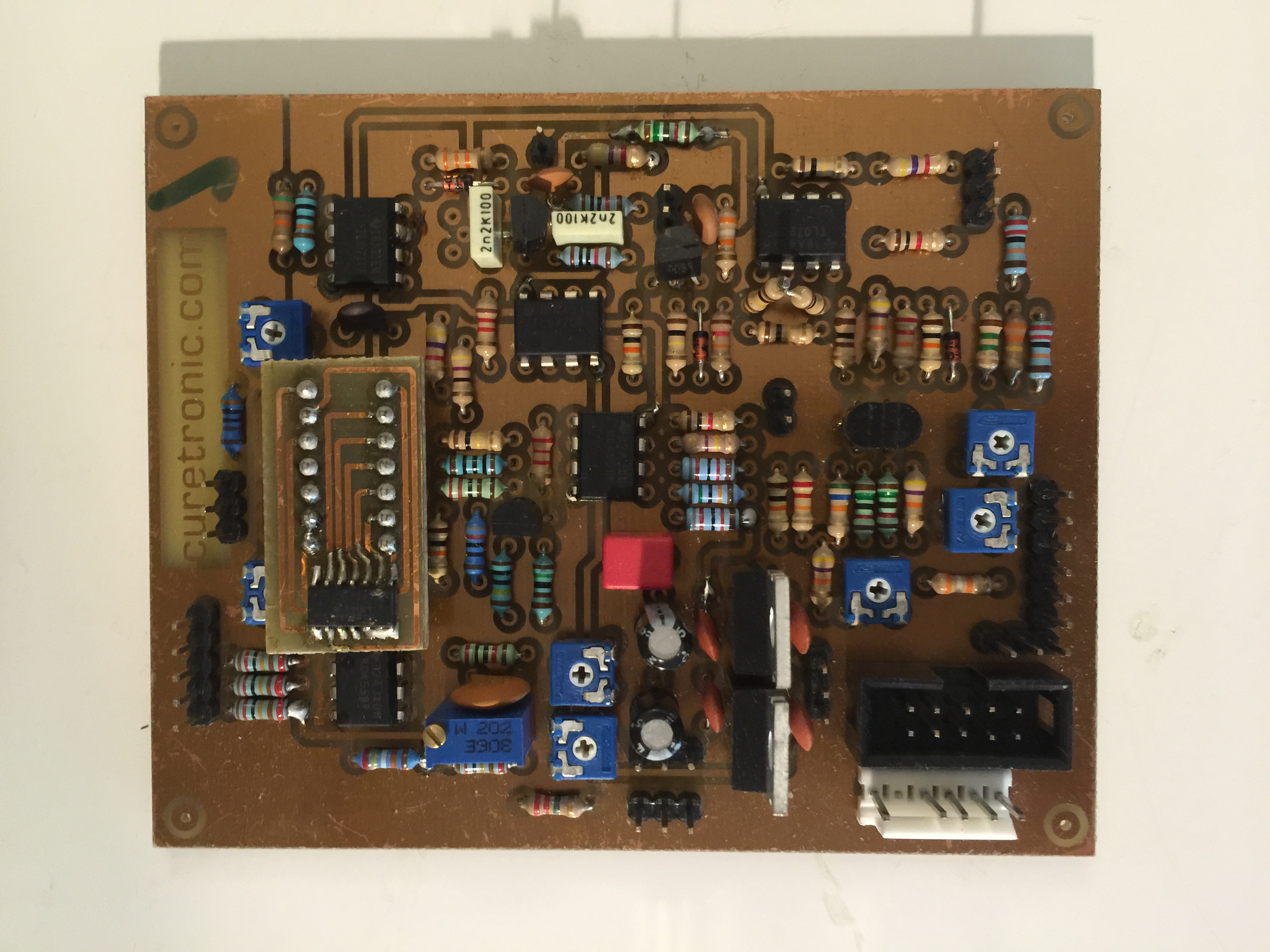 VCO - Voltage Controlled Oscillator Module by Brian Tuley at Coroflot.com