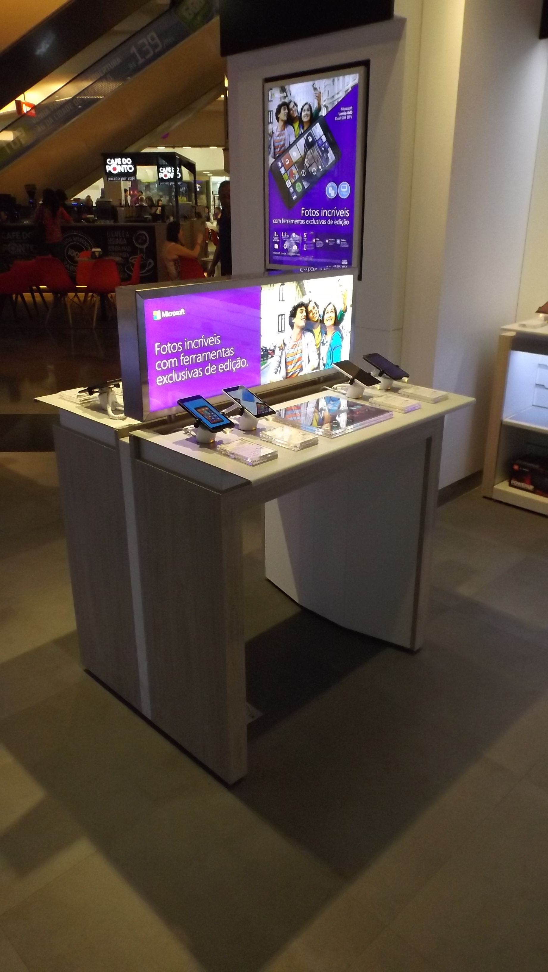 Microsoft Retail Stores ( 30 Stores ) by Marco Aurélio Sadao Sano at ...