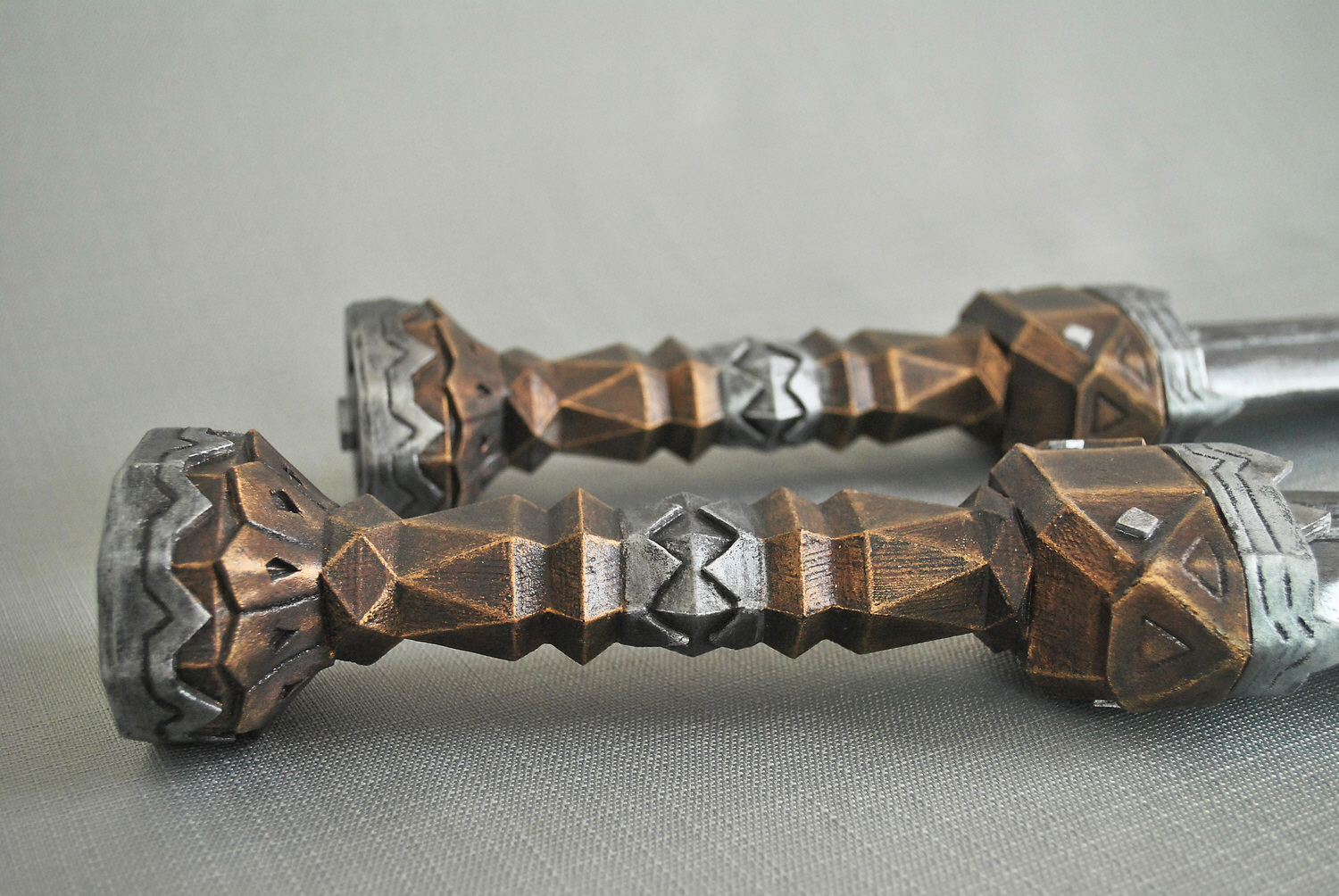 Replica Props: Fili's Swords from The Hobbit by Paige Cambern at ...