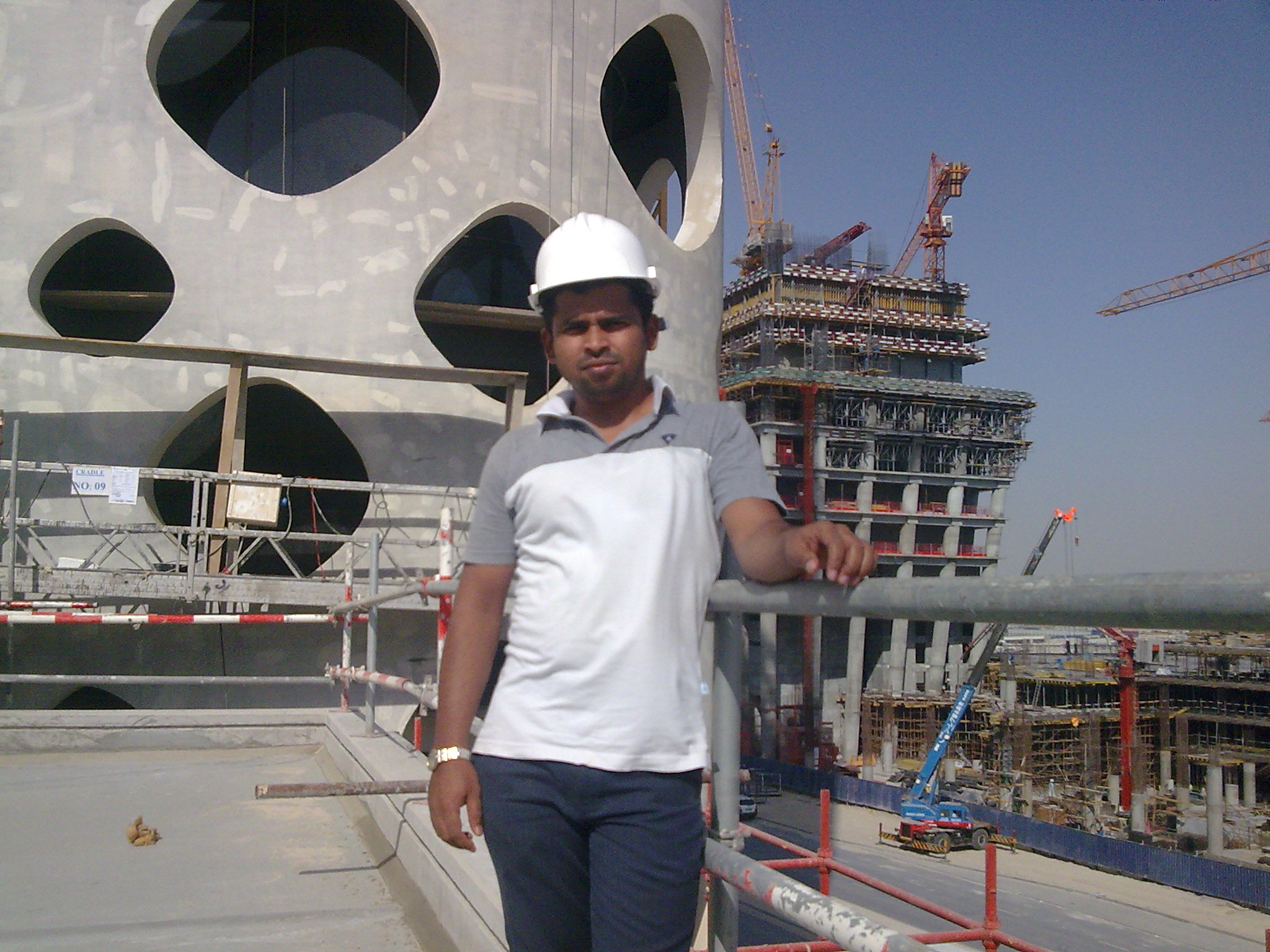 Cheese Tower/ O14 Tower (Dubai Contracting Company, Dubai) by Mohammed ...