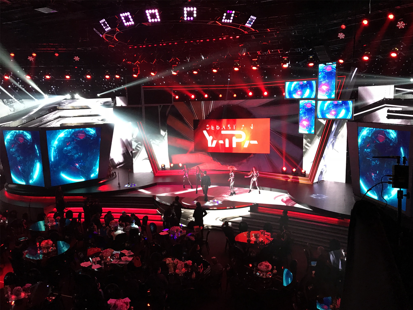 SET DESIGN AWARD SHOW by Eluart B at Coroflot.com