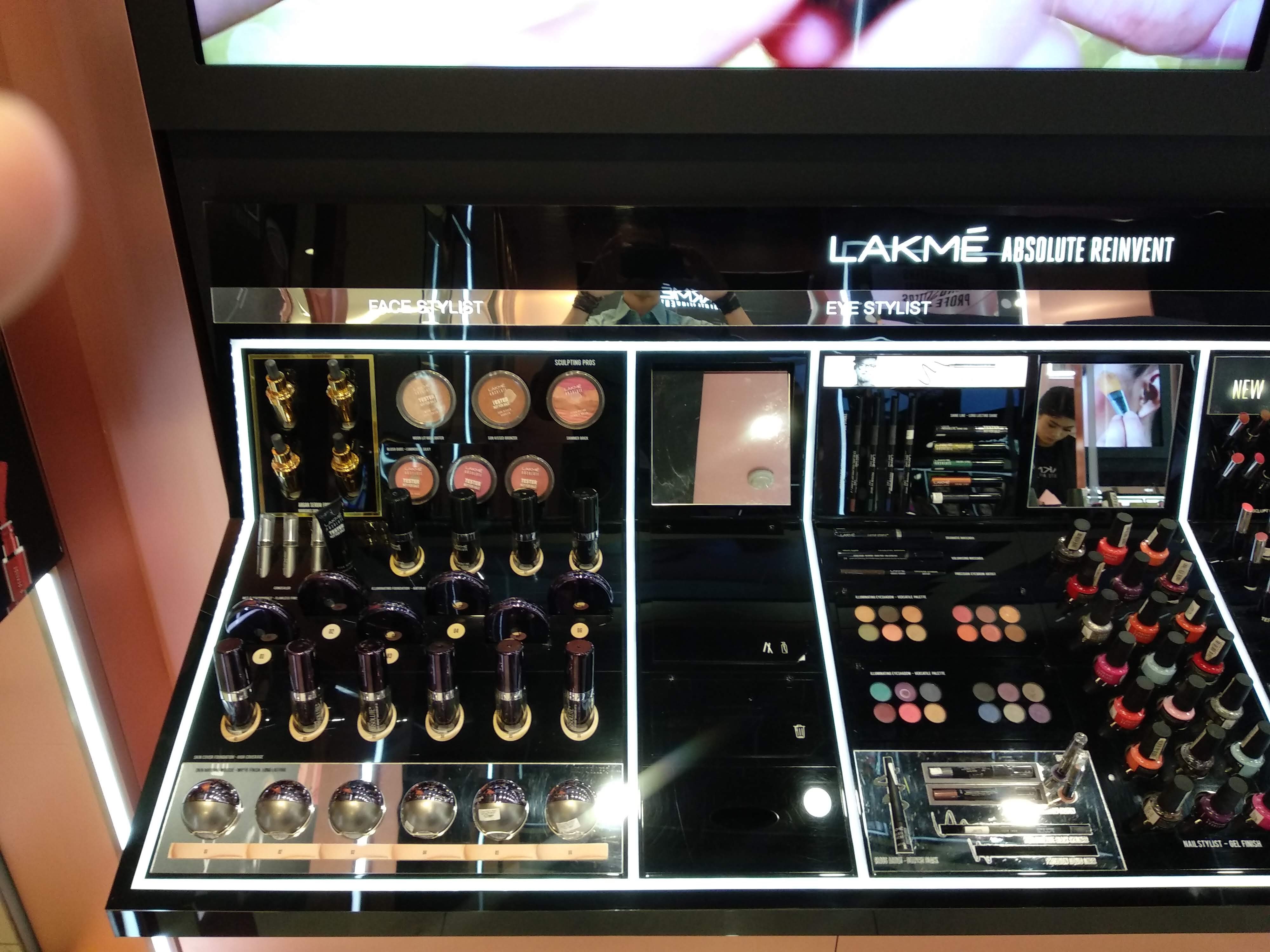 Tester Bar Display for Cosmetic product by Aryo Anindito at Coroflot.com